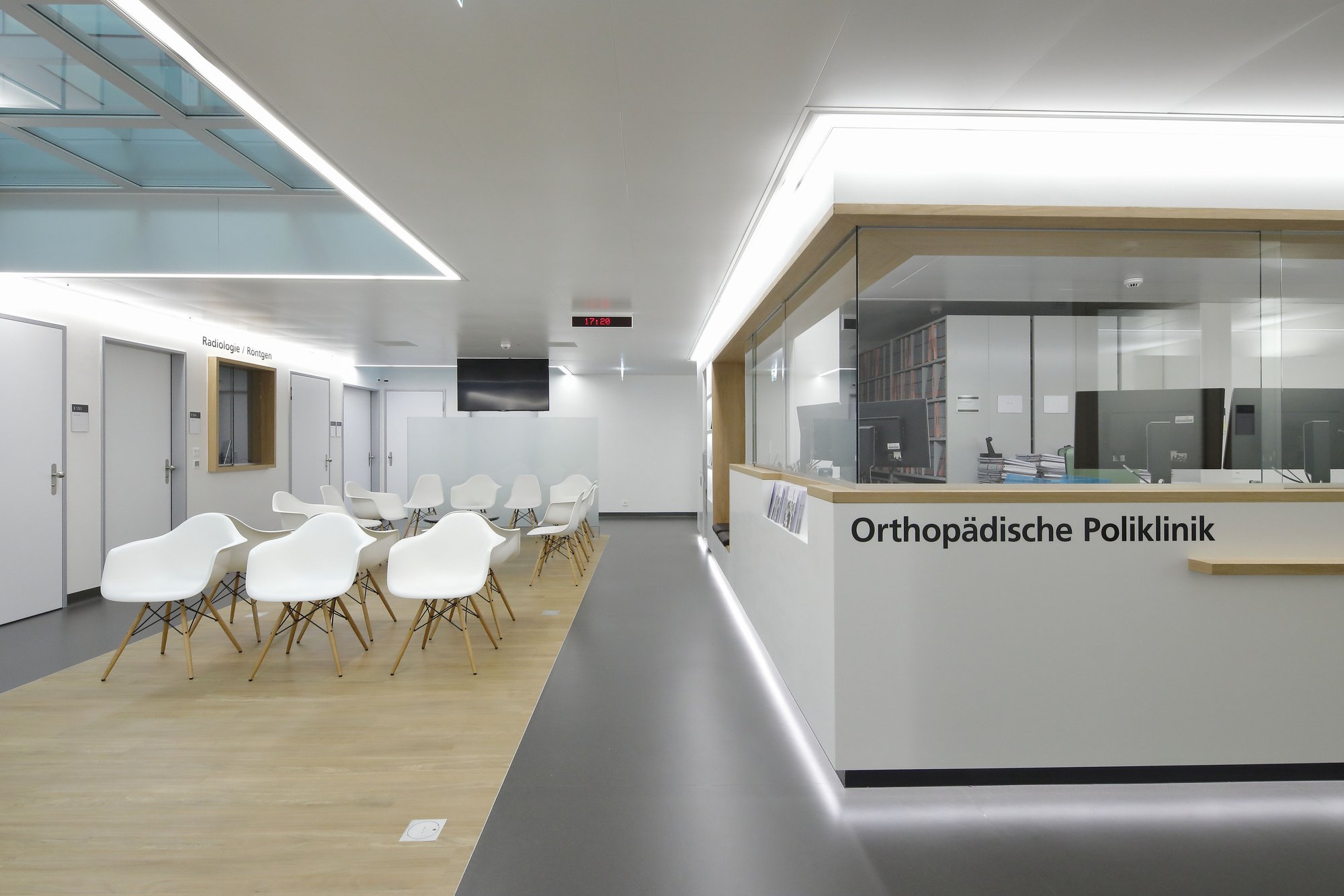 Poliklinik Orthopädie, INO, Inselspital | Itten+Brechbühl AG