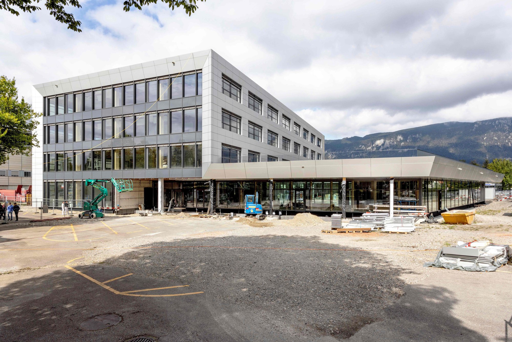New administrative building for Bosch headquarters | Itten+Brechbühl AG