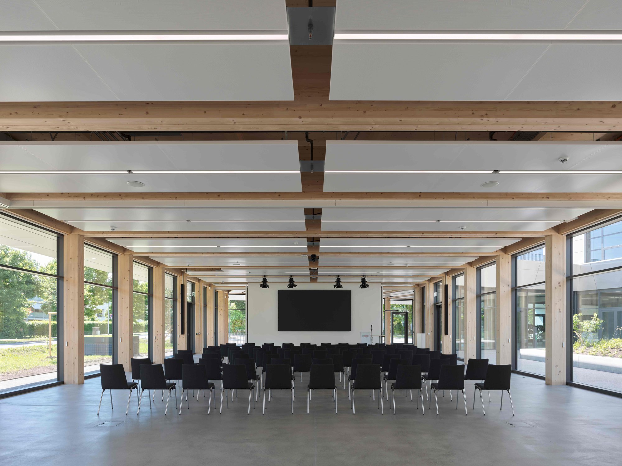 New administrative building for Bosch headquarters | Itten+Brechbühl AG