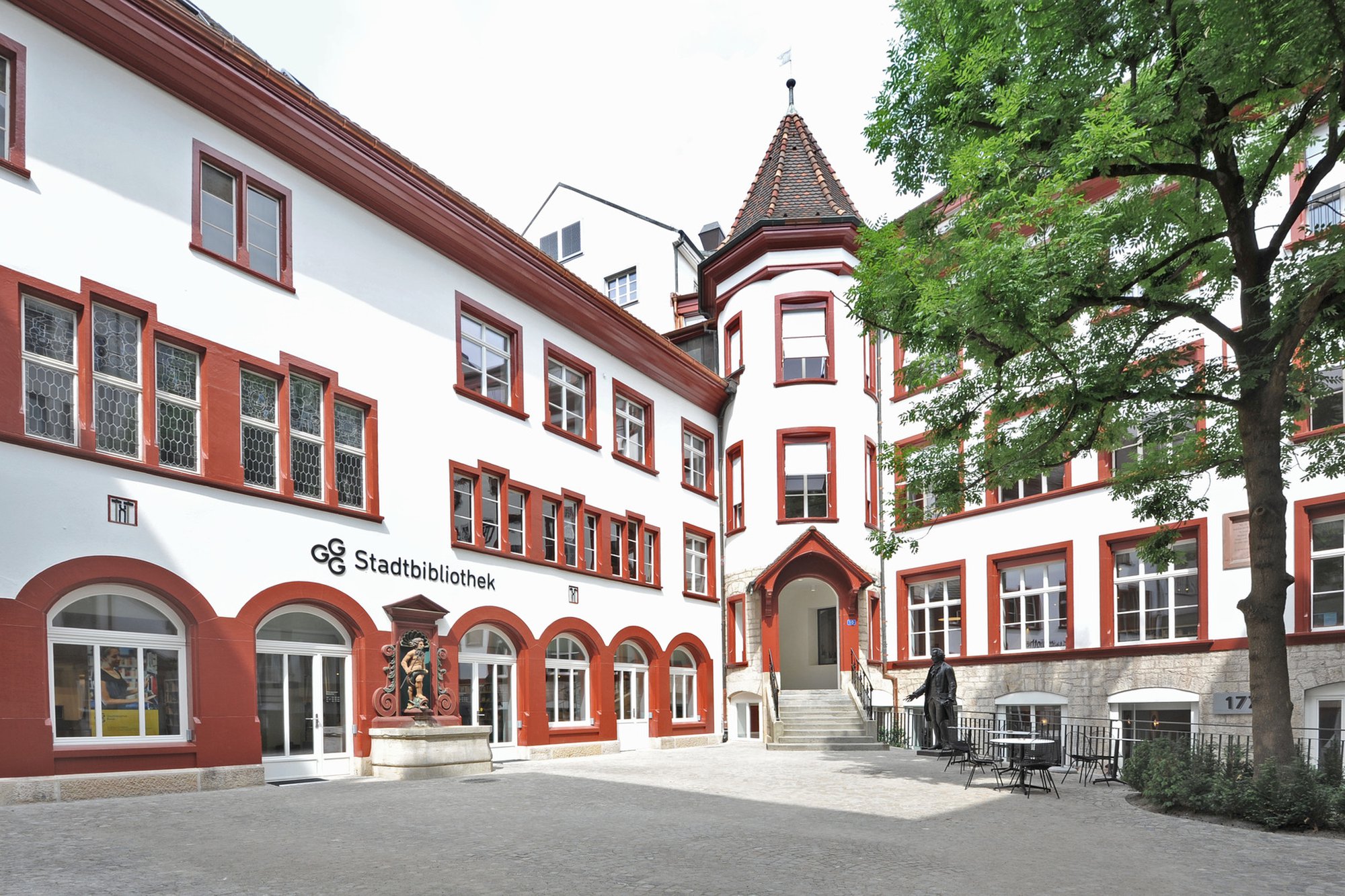 GGG City Library | Itten+Brechbühl AG