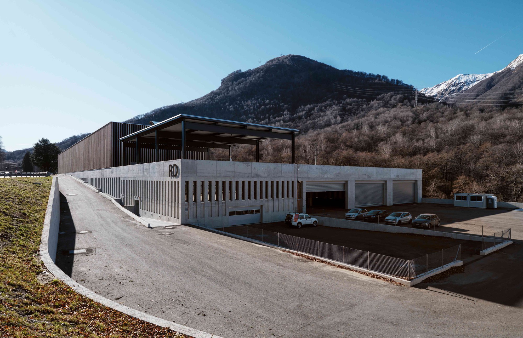 Army Logistics Center, 2nd phase A95 - New west building | Itten ...