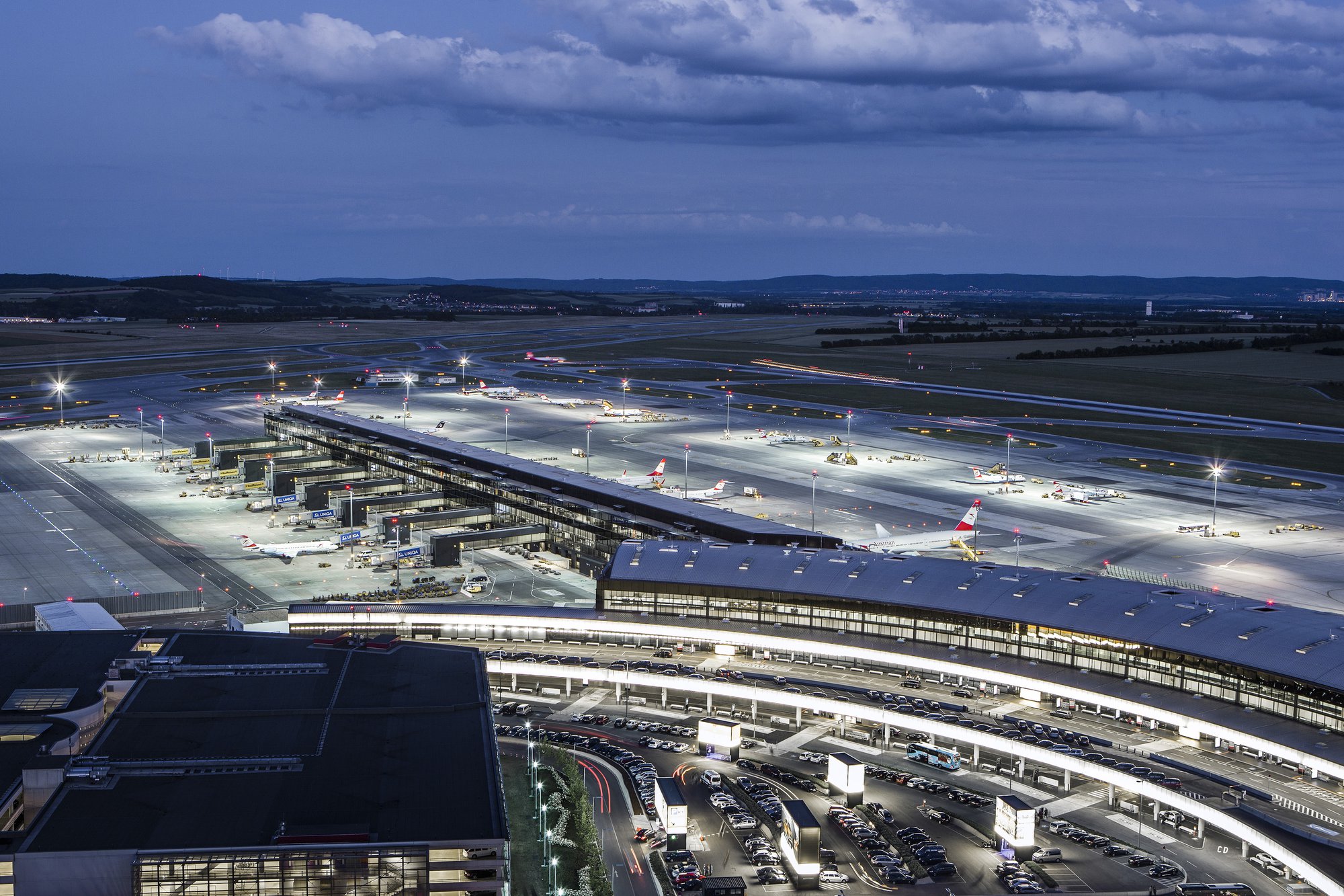 Skylink Flughafen Wien | Itten+Brechbühl AG